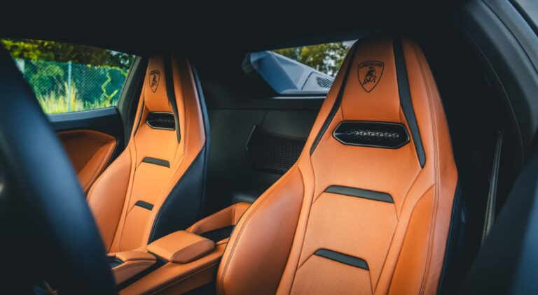 Singapore welcomes new raging bull: The Lamborghini Temerario - Robb ...