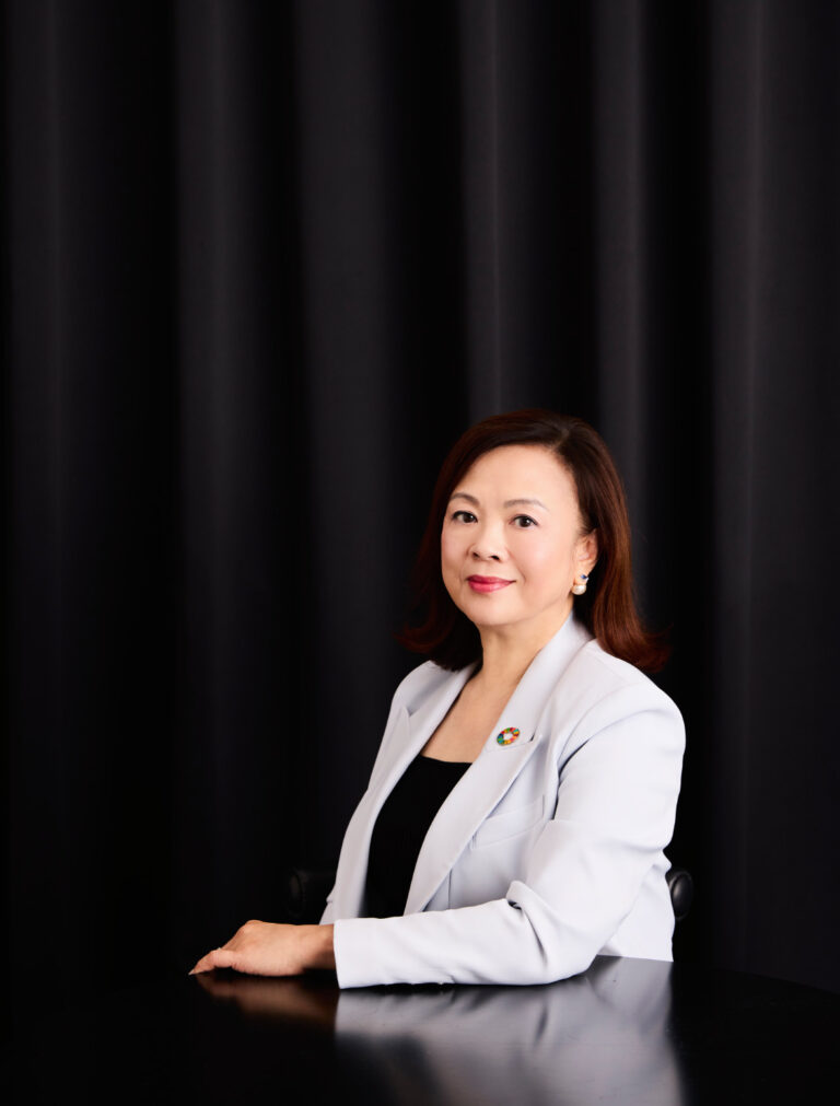 Robb Report Singapore Gala 2025 award recipient: Esther An - Robb ...